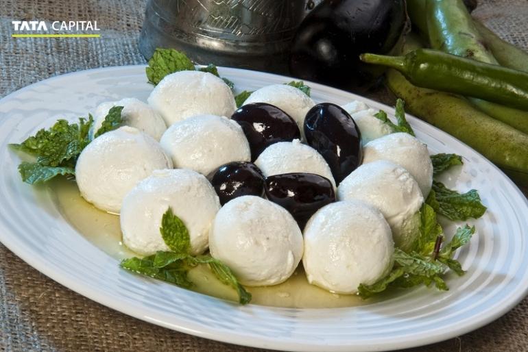 Things to Keep in Mind While Traveling to Gulf Countries - TATA Capital ...